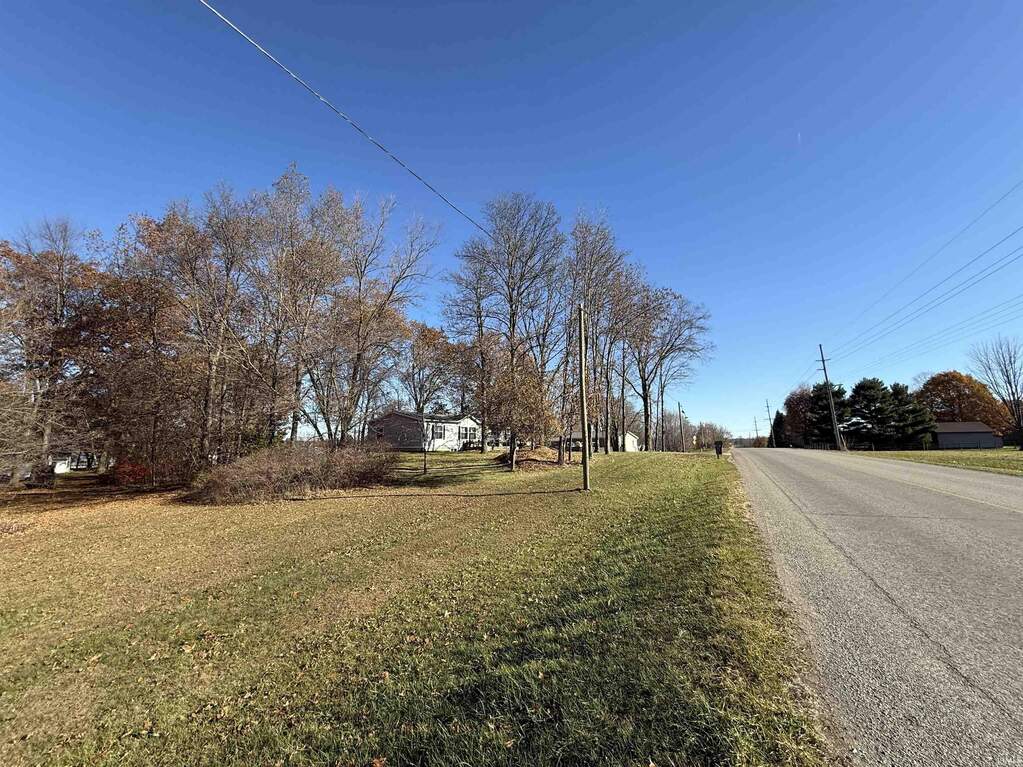 800 E S, Wolcottville, IN 46795 | MLS# 202546367 | @properties NW Indiana