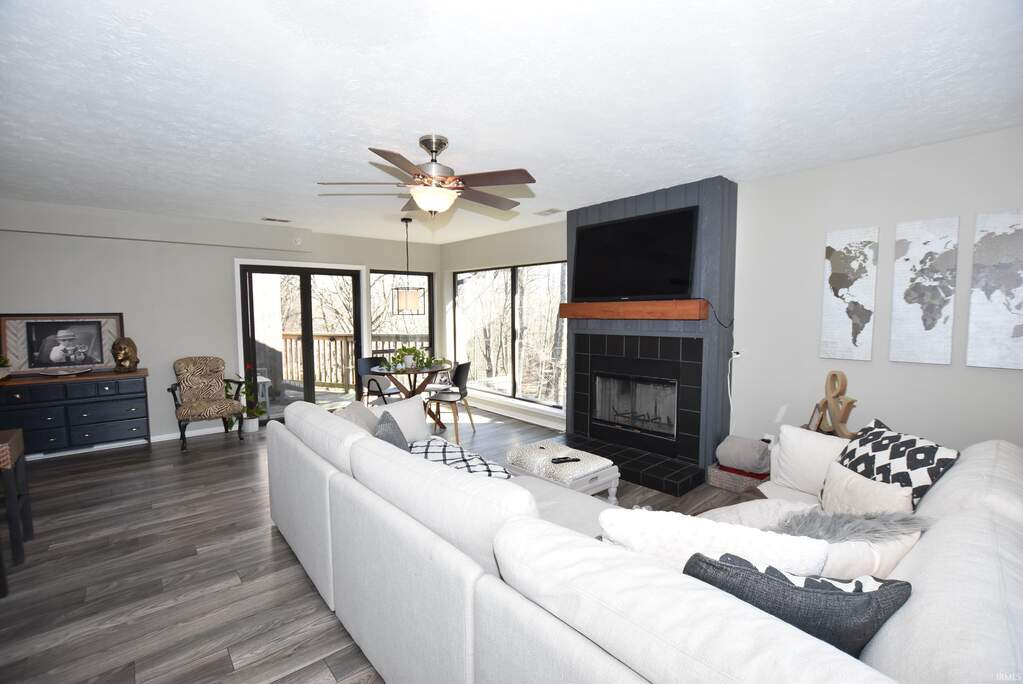 9479 S Pointe Lasalles Drive, Bloomington, IN 47401 | MLS# 202606247 ...