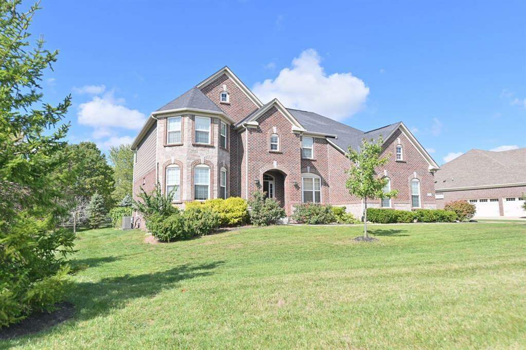 3745 Kendall Wood Drive, Carmel, IN 46032 | MLS# 21907544 | @properties ...