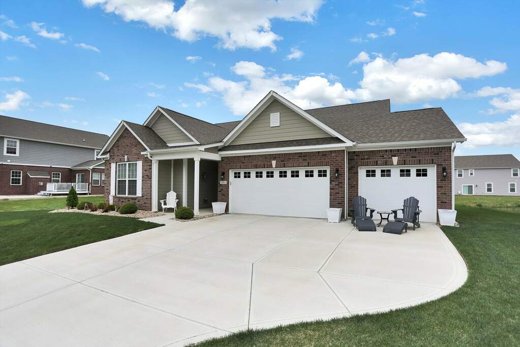 251 Caplinger Place, Greenwood, IN 46143 | MLS# 21917018 | @properties Indy