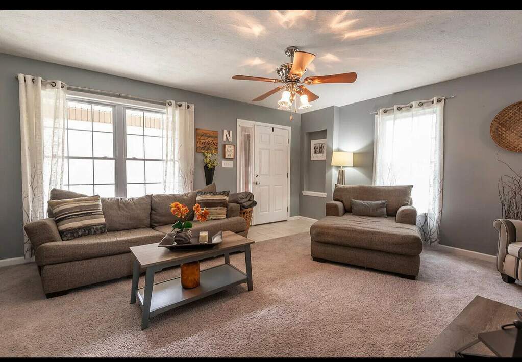 2554 S Flat Rock Road, Bloomington, IN 47403 | MLS# 21940839 ...