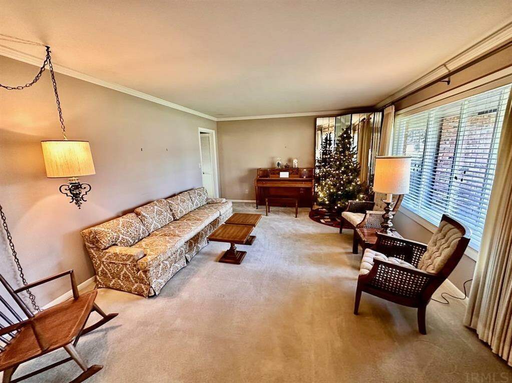 300 N Myra Drive, Muncie, IN 47304 | MLS# 21953101 | @properties Indy