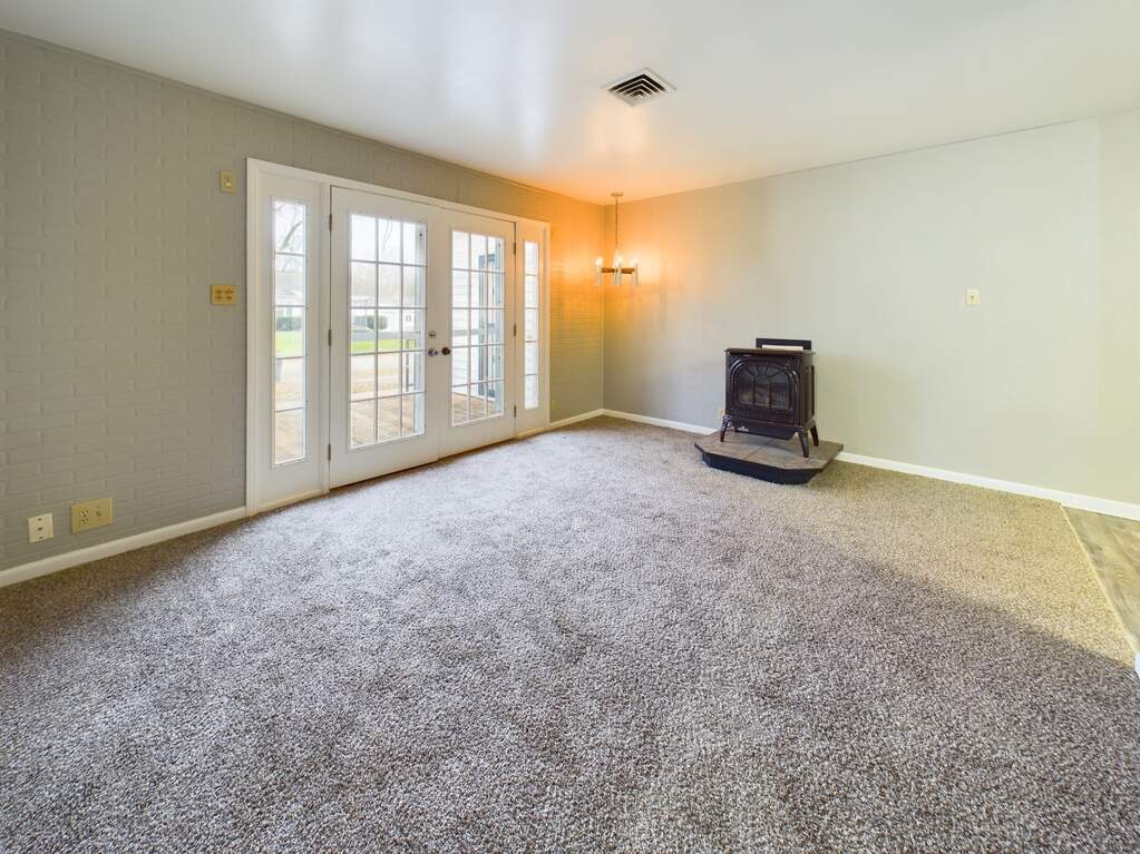 314 Eastman Road, Chesterfield, IN 46017 | MLS# 21955702 | @properties Indy