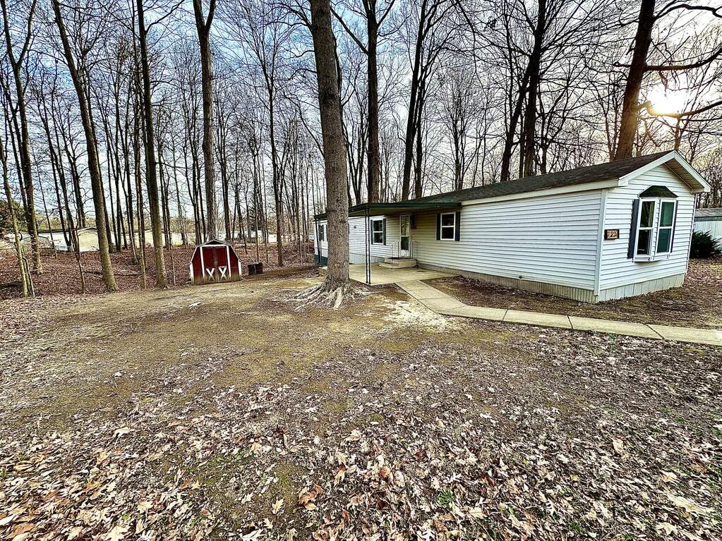 123 Blue Side Court, Cloverdale, IN 46120 | MLS# 21957609 | @properties ...