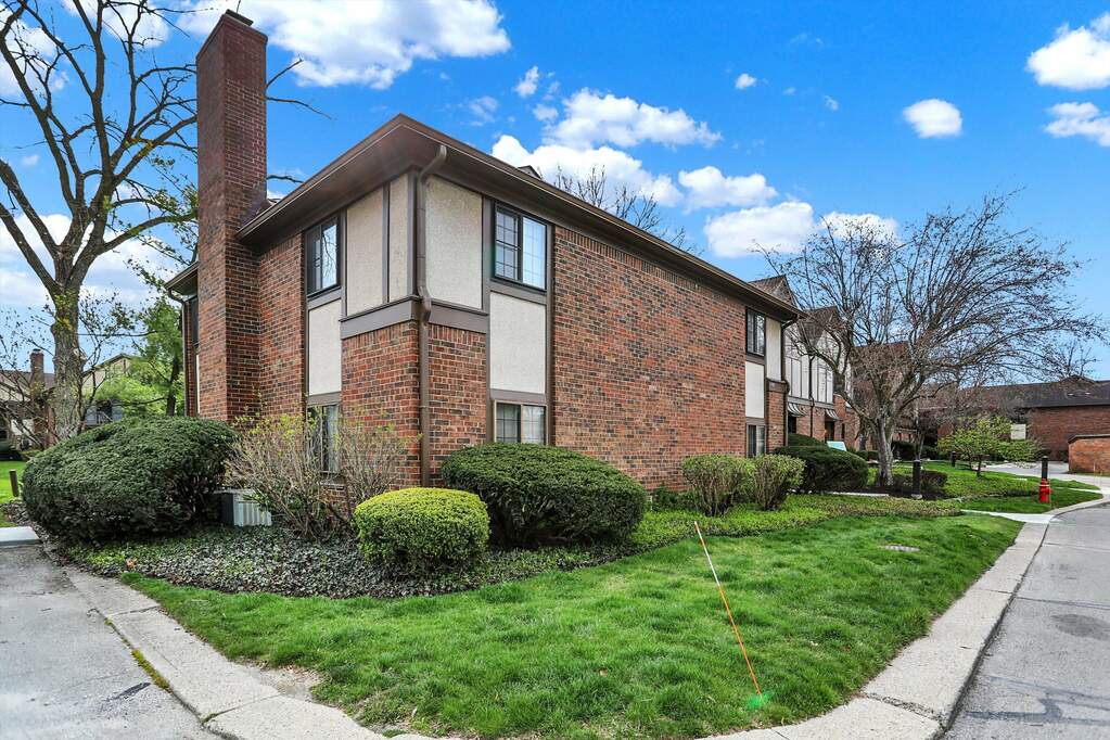 2235 Rome Drive #APT C, Indianapolis, IN 46228 | MLS# 21970416 ...