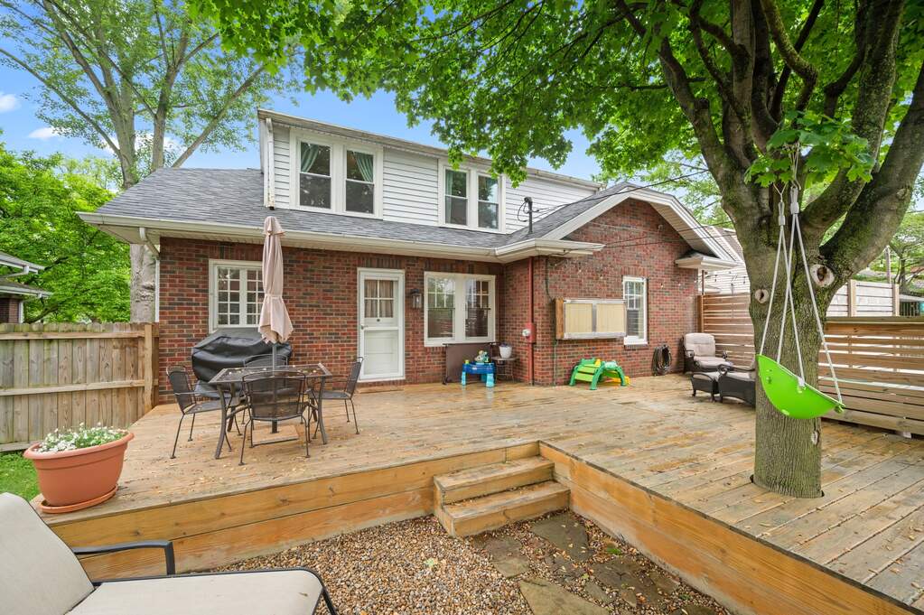 2119 Washington Street, Columbus, IN 47201 | MLS# 21972453 ...