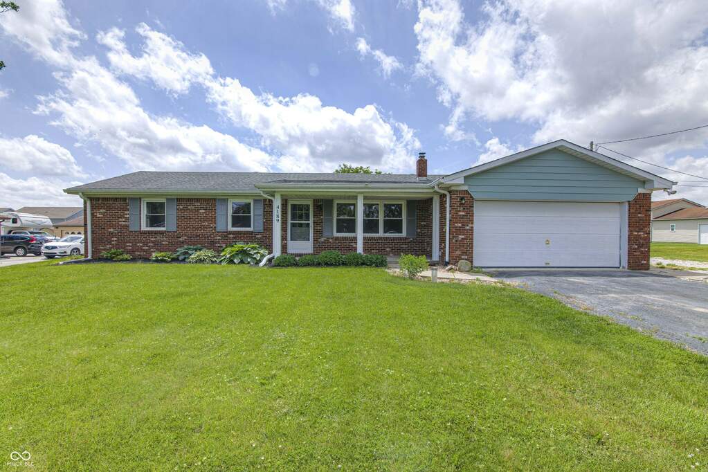 4189 E County Road 100 N, Avon, IN 46123 | MLS# 21981467 | @properties Indy