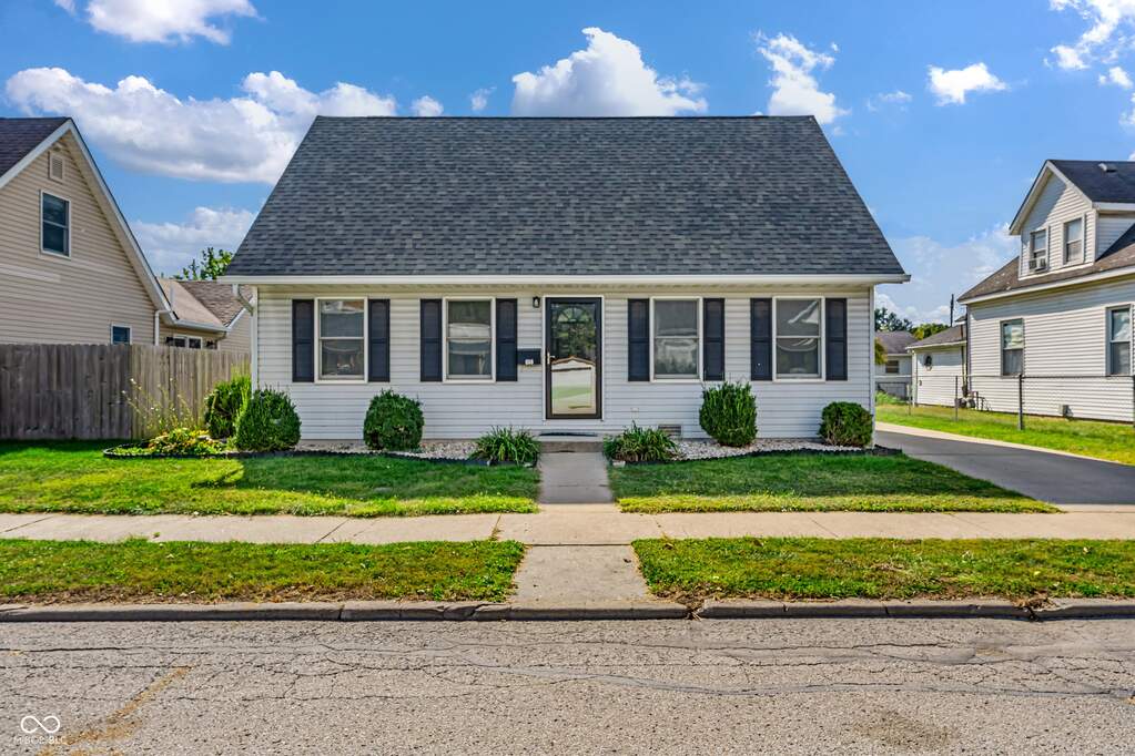 608 S Main Street, Fortville, IN 46040 | MLS# 22066328 | @properties Indy