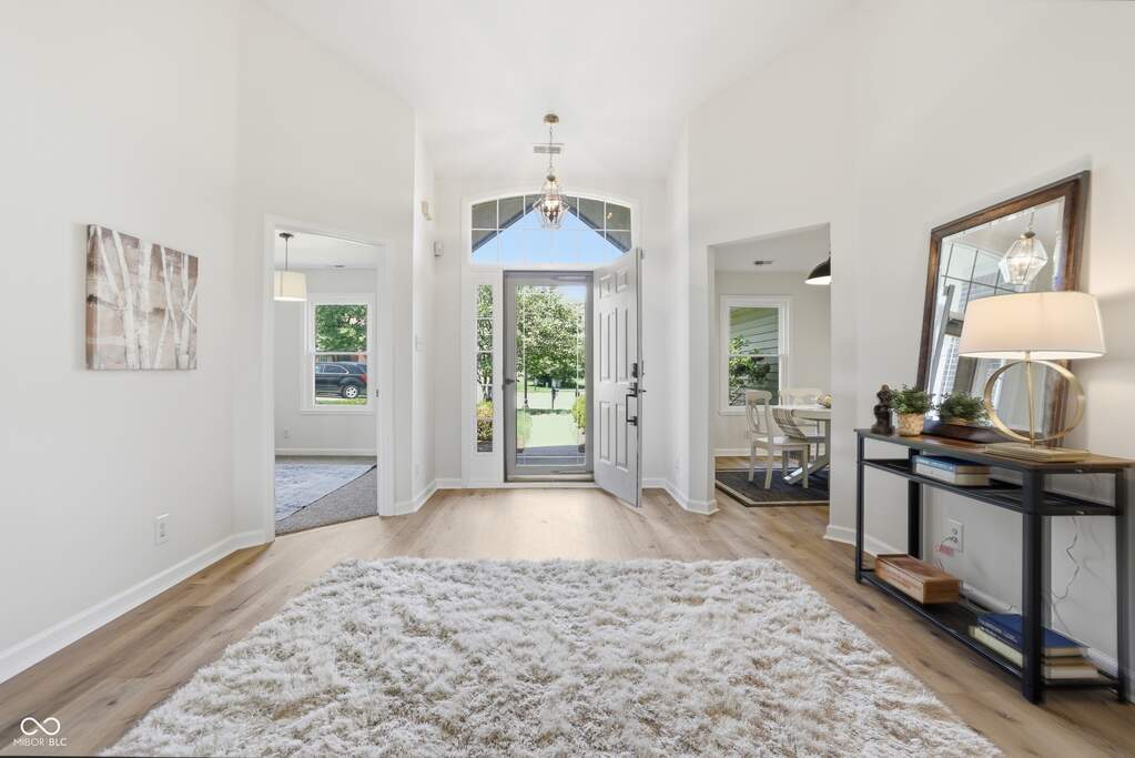 7429 Copperwood Drive, Indianapolis, IN 46217 | MLS# 22103686 ...