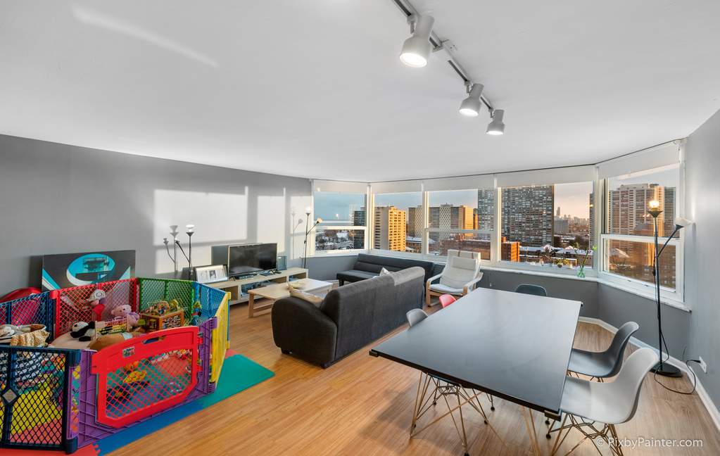720 W Gordon Terrace #18C, Chicago, IL 60613 | MLS# 10254479 ...