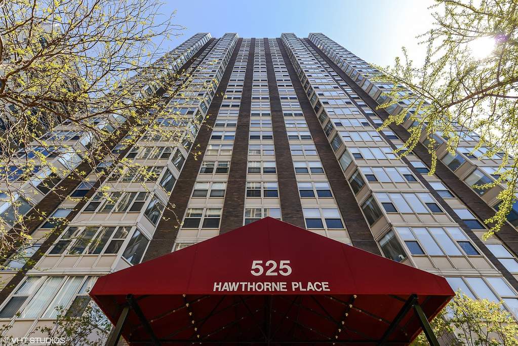 525 W Hawthorne Place #2203, Chicago, IL 60657 | MLS# 10375553 ...