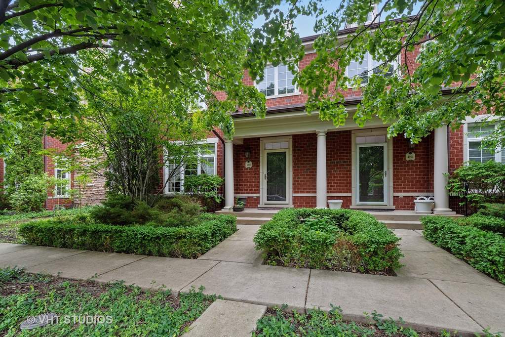 4266 Linden Tree Lane, Glenview, IL 60026 | MLS# 10398671 | @properties ...