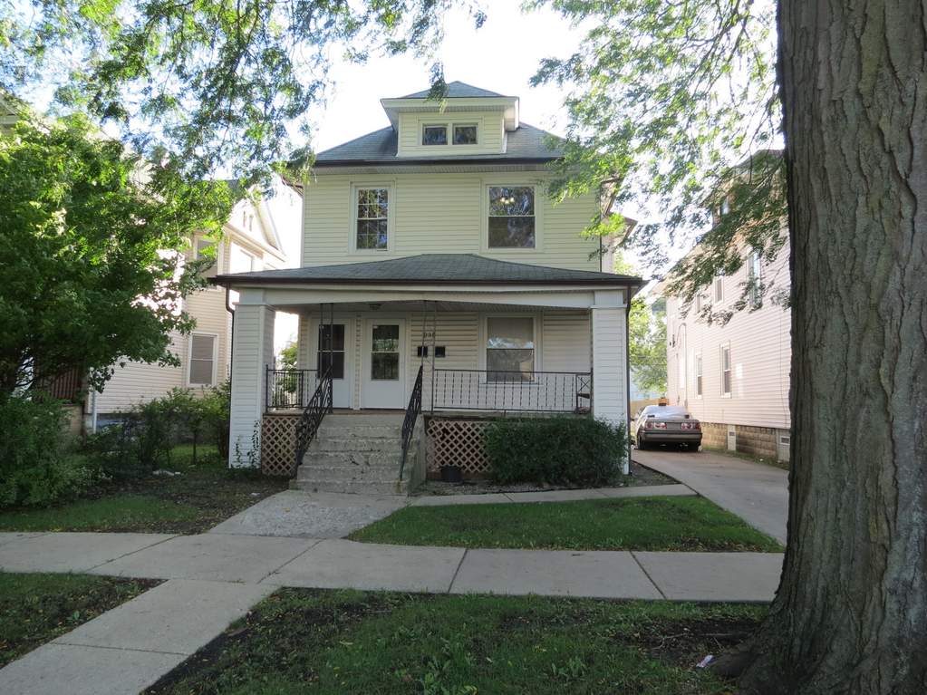 235 S 14th Avenue, Maywood, IL 60153 | MLS# 10570556 | @properties ...