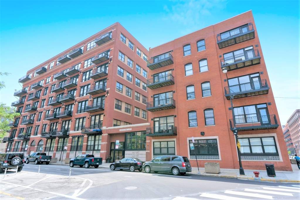 226 N Clinton Street #607, Chicago, IL 60661 | MLS# 10779222 ...
