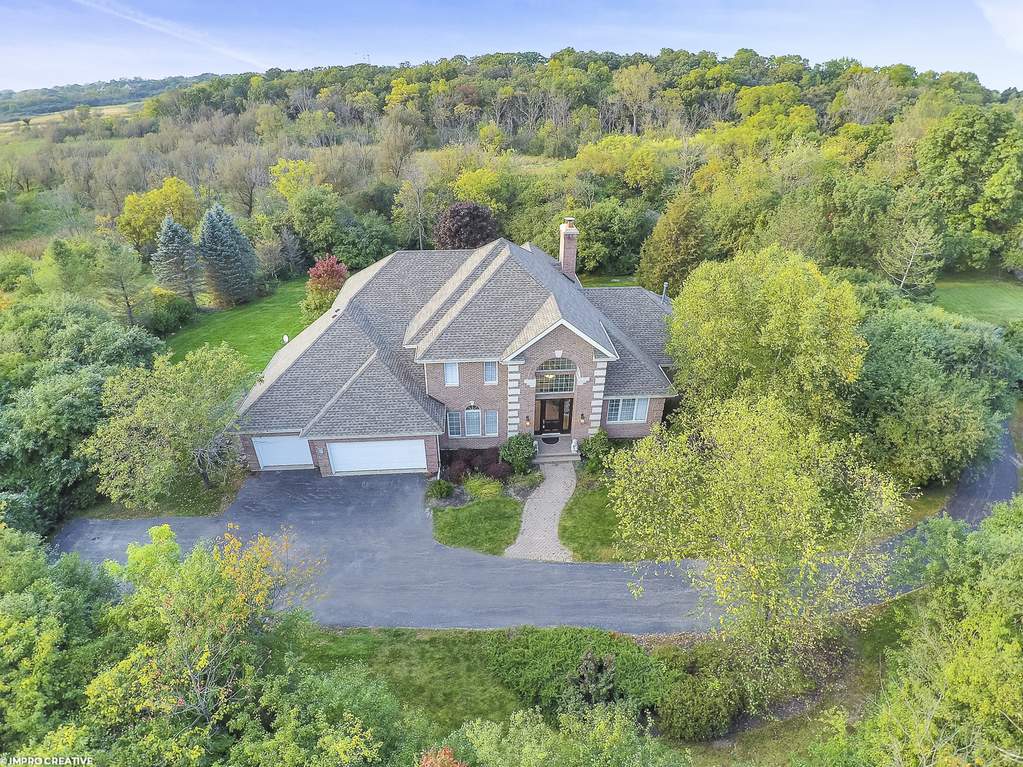 25834 N Knollwood Drive, Barrington, IL 60010 | MLS# 10884409 ...