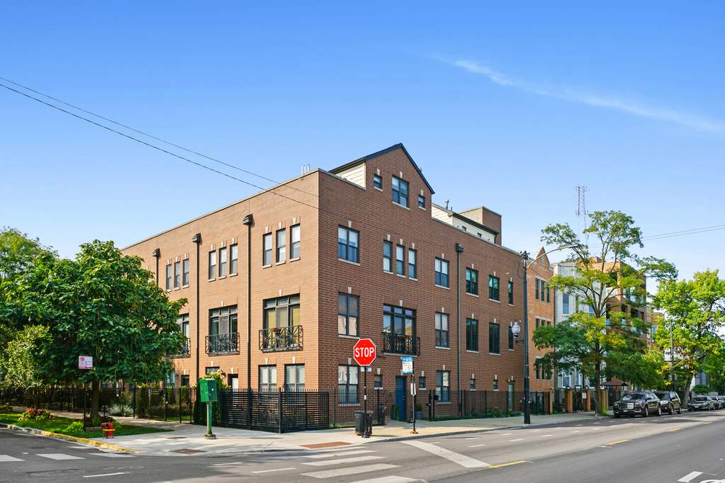 2106 N California Avenue #1, Chicago, IL 60647 | MLS# 10915087 ...