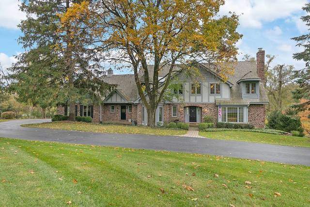 25489 N Cayuga Trail, Lake Barrington, IL 60010 | MLS# 10919094 ...