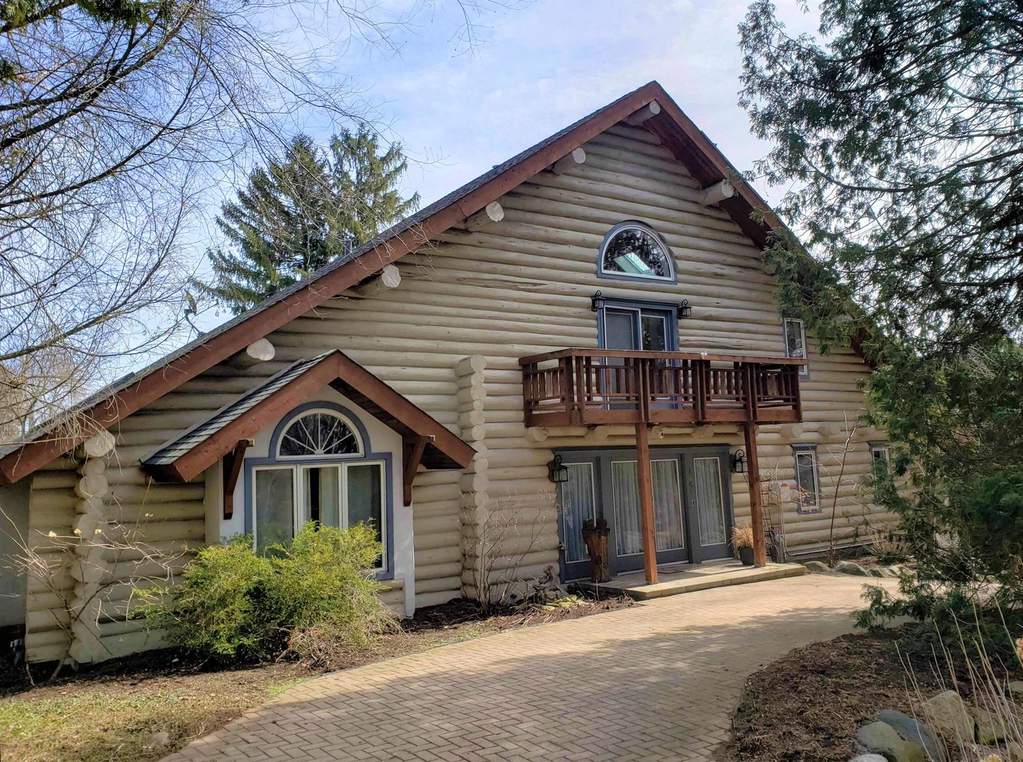 8404 Abbott Lane, Cary, IL 60013 | MLS# 11021634 | @properties Chicago Area