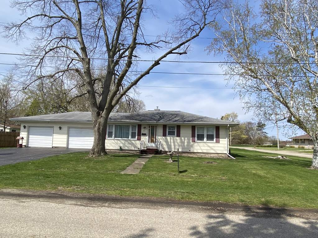 312 N Mercer Street, Princeton, IL 61356 | MLS# 11031274 | @properties ...