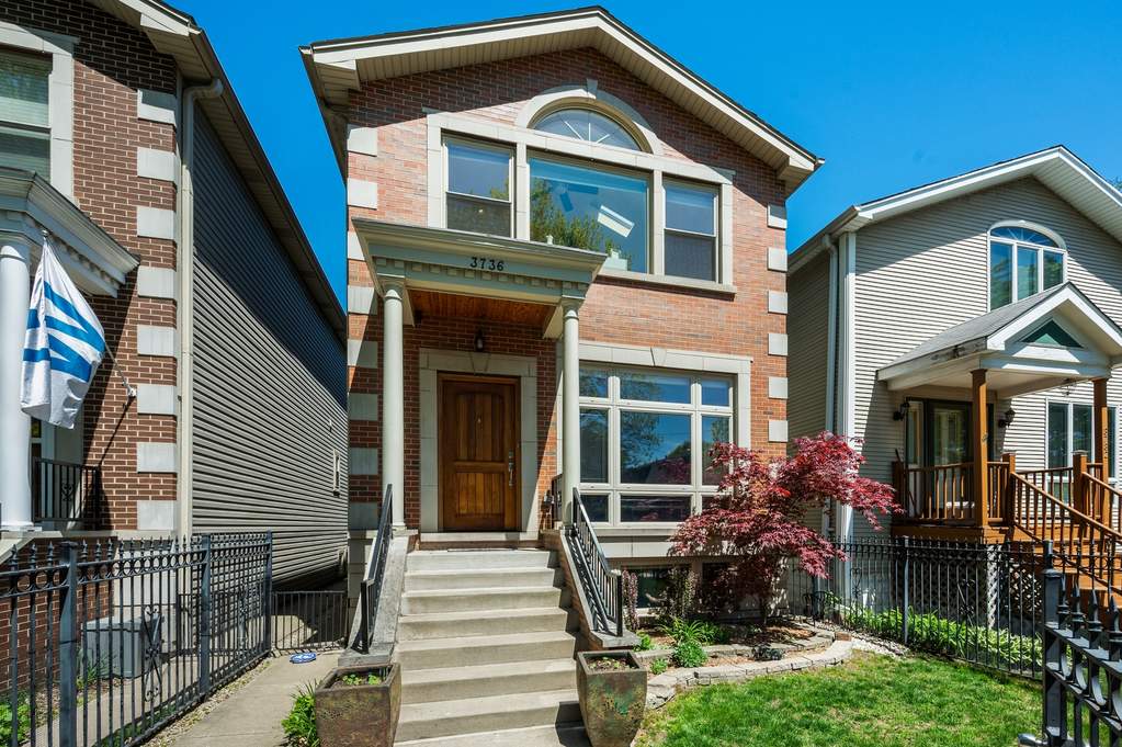 3736 W Eddy Street, Chicago, IL 60618 | MLS# 11069945 | @properties ...