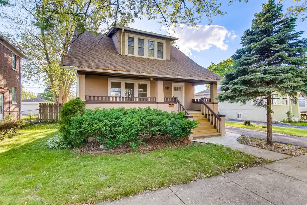 1112 N 8th Avenue, Maywood, IL 60153 | MLS# 11104914 | @properties ...