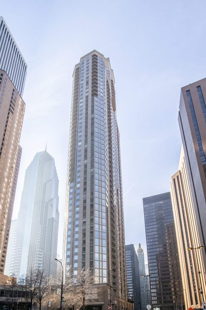 222 N Columbus Drive #402, Chicago, IL 60601 | MLS# 11395632 ...