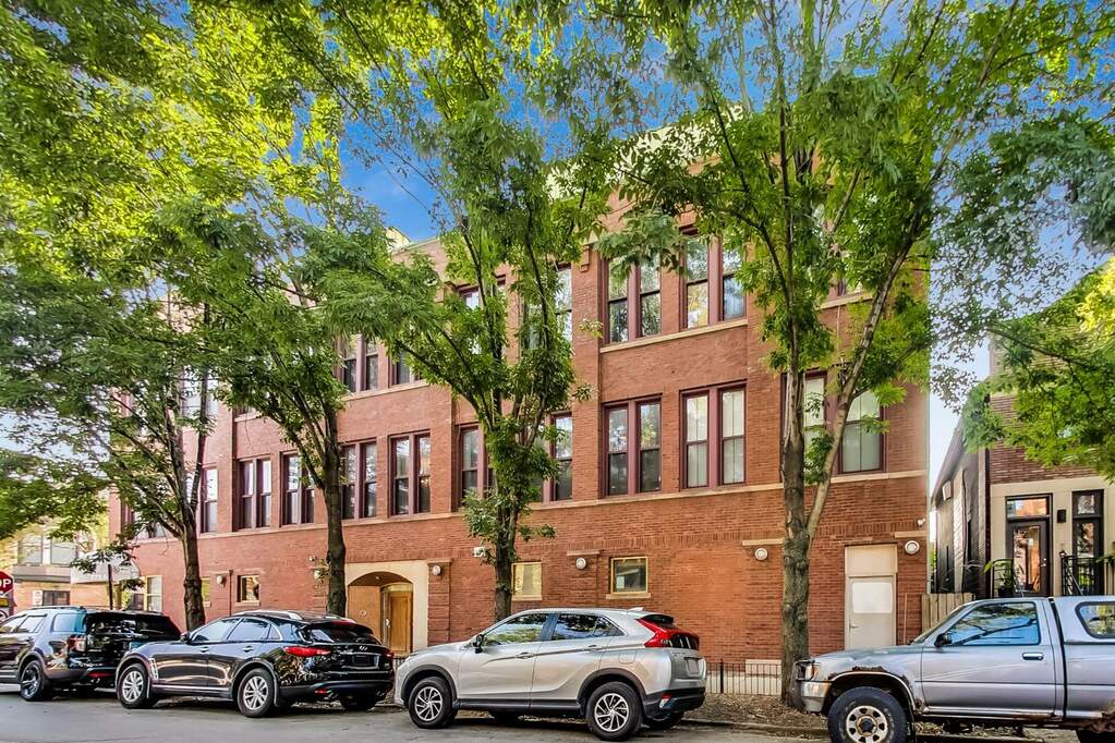 2300 W Armitage Avenue #8, Chicago, IL 60647 | MLS# 11414970 ...
