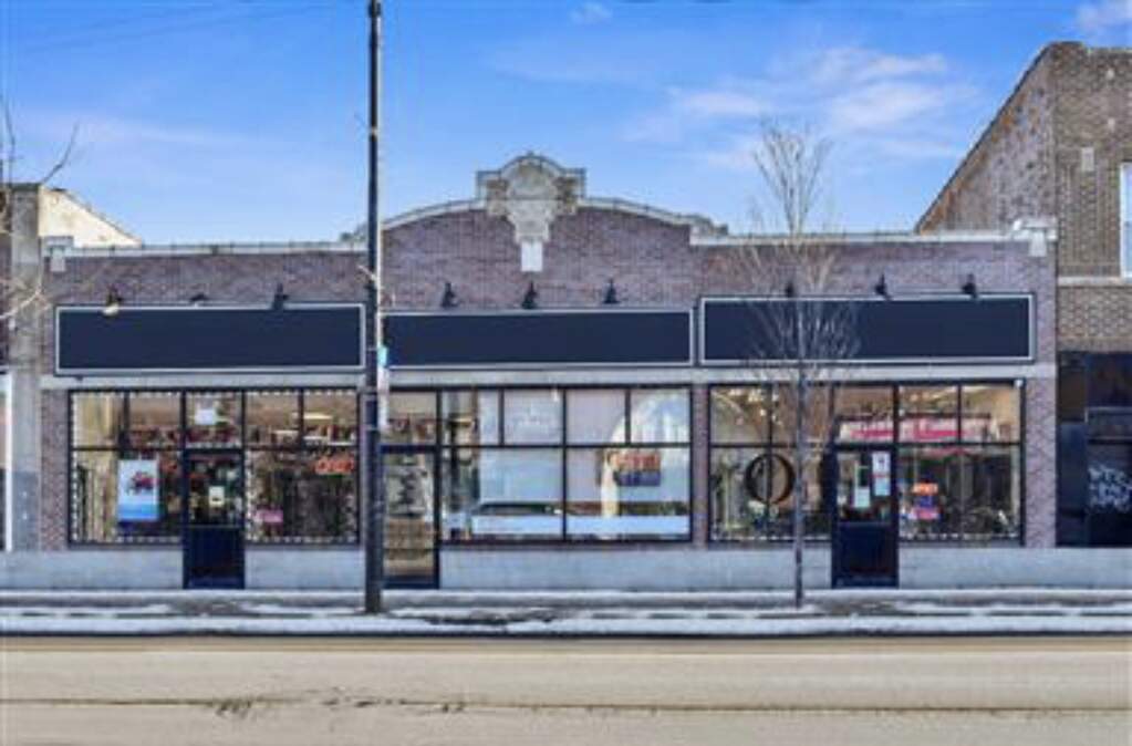 4239 S Archer Avenue, Chicago, IL 60632 | MLS# 11432152 | @properties ...