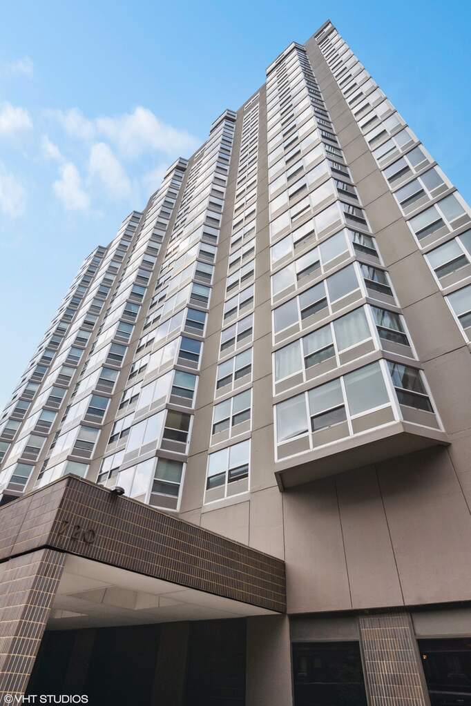 720 W Gordon Terrace #19B, Chicago, IL 60613 | MLS# 11465220 ...