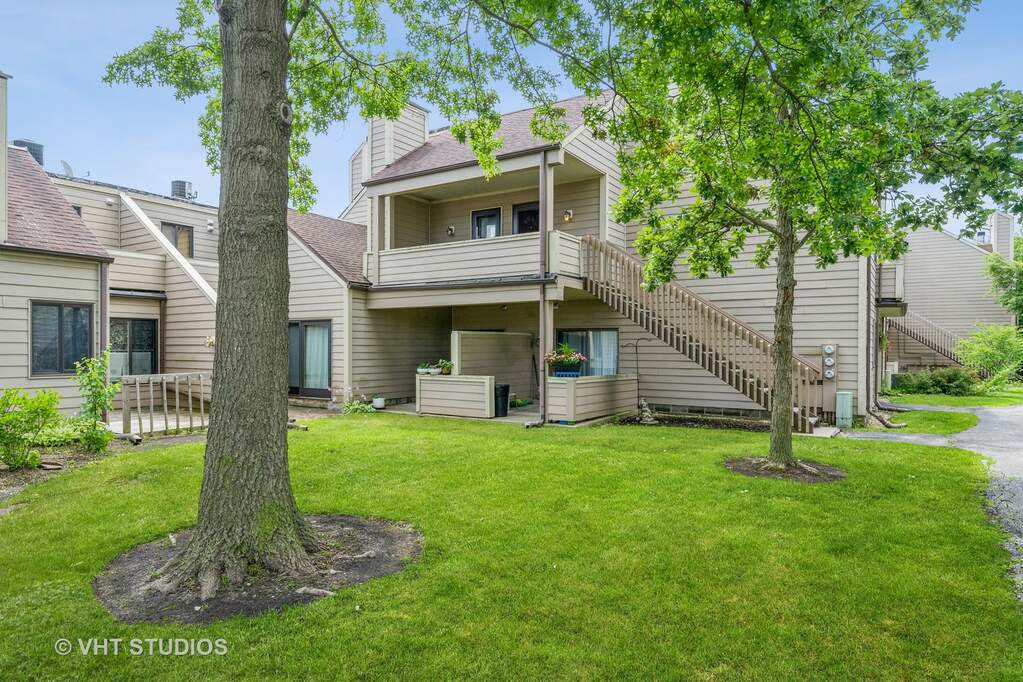 2910 Frontenac Street #216, North Chicago, IL 60064 | MLS# 11478525 ...