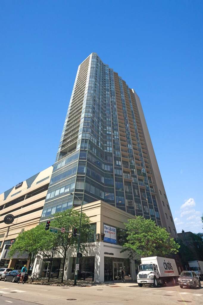 111 W Maple Street #2910, Chicago, IL 60610 | MLS# 11478874 ...