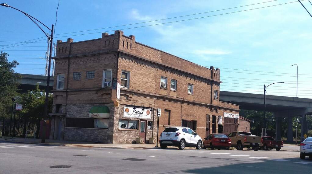 10063 S Ewing Avenue, Chicago, IL 60617 | MLS# 11490538 | @properties ...