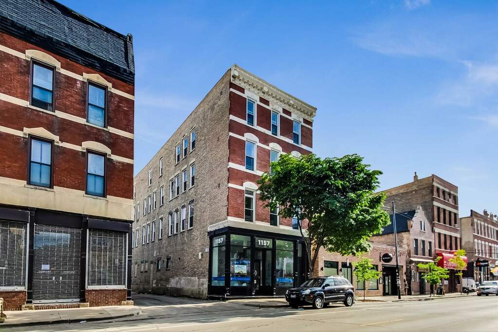 1157 W 18th Street #F201, Chicago, IL 60608 | MLS# 11492717 ...