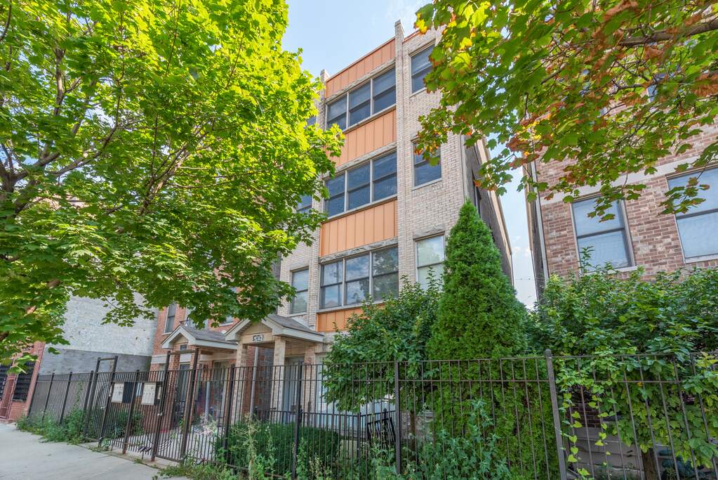 2453 W Harrison Street #3, Chicago, IL 60612 | MLS# 11612617 ...
