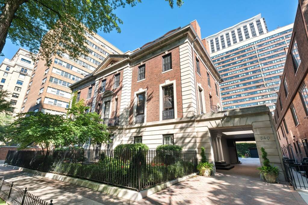 340 W Barry Avenue #C, Chicago, IL 60657 | MLS# 11617889 | @properties ...