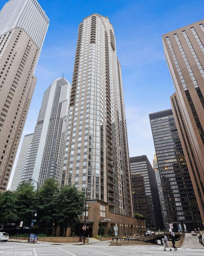 222 N Columbus Drive #412, Chicago, IL 60601 | MLS# 11621833 ...