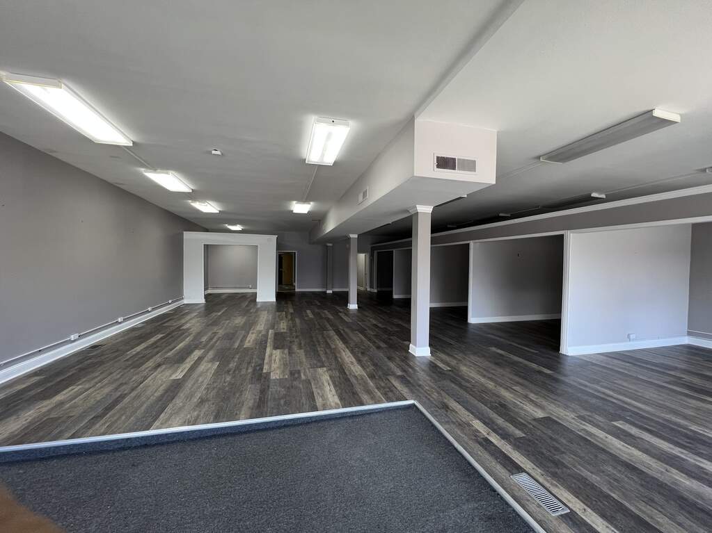 10318 S Western Avenue, Chicago, IL 60643 | MLS# 11633145 | @properties ...