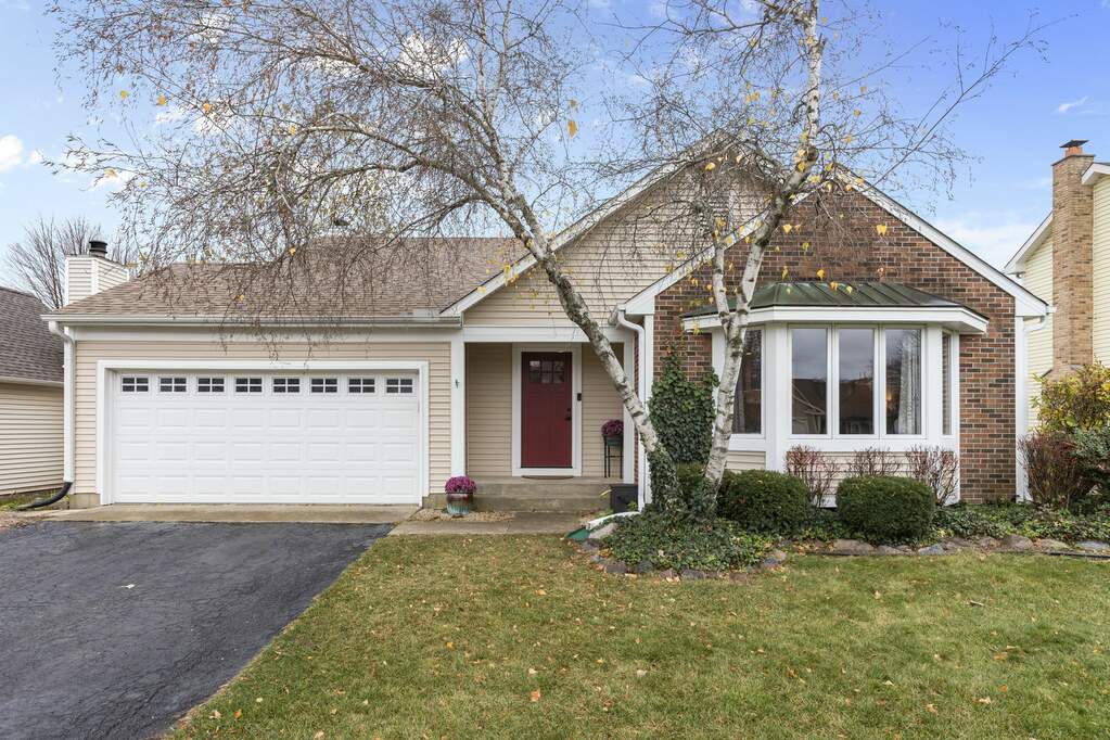 1003 W Main Street, Cary, IL 60013 | MLS# 11680519 | @properties ...