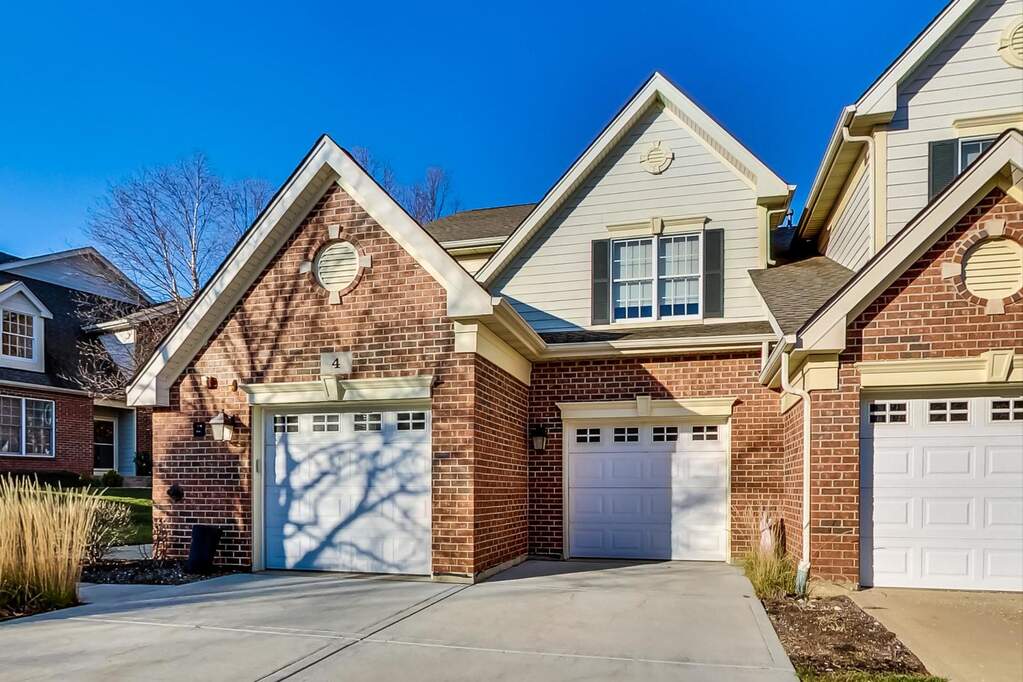 4 Winged Foot Drive, Hawthorn Woods, IL 60047 | MLS# 11680590 ...