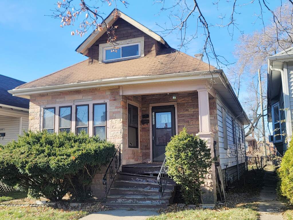 10522 S Eggleston Avenue, Chicago, IL 60628 | MLS# 11689581 | @properties