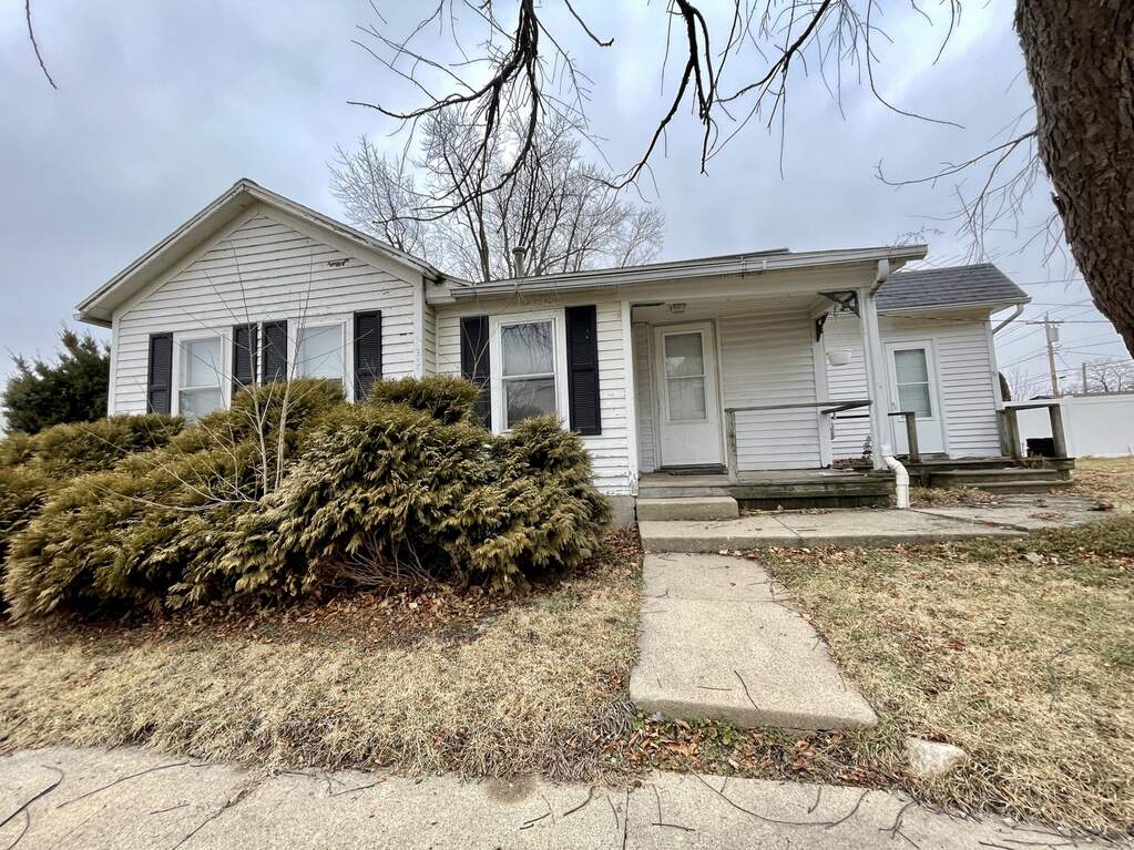 501 N Vernon Street, Princeton, IL 61356 | MLS# 11694655 | @properties ...