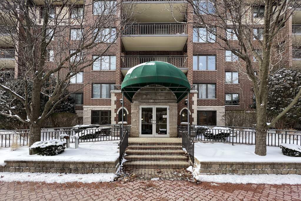 10 S Wille Street #406, Mount Prospect, IL 60056 | MLS# 11709843 ...