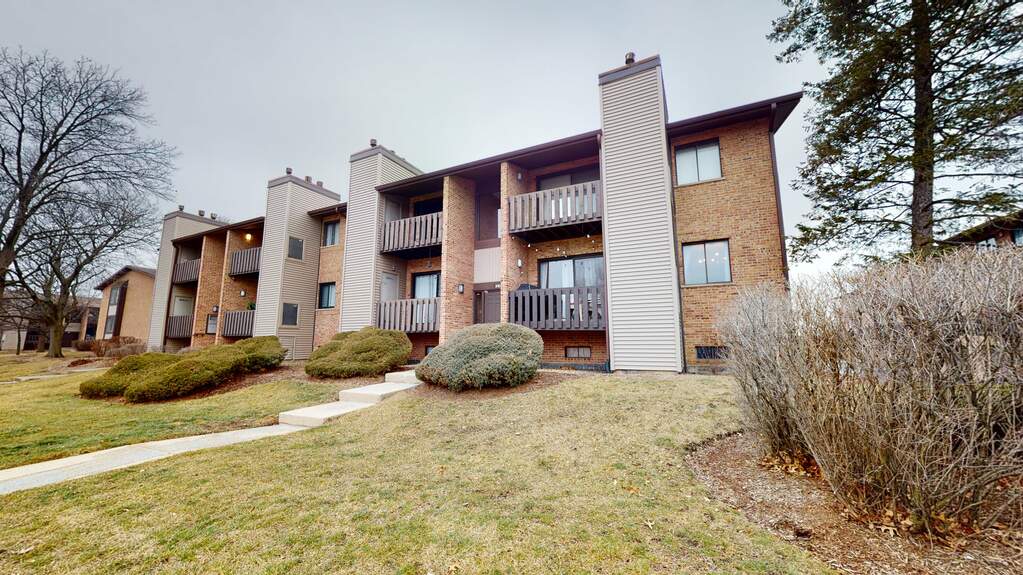 310 Sheridan Drive #2C, Willowbrook, IL 60527 | MLS# 11715463 ...