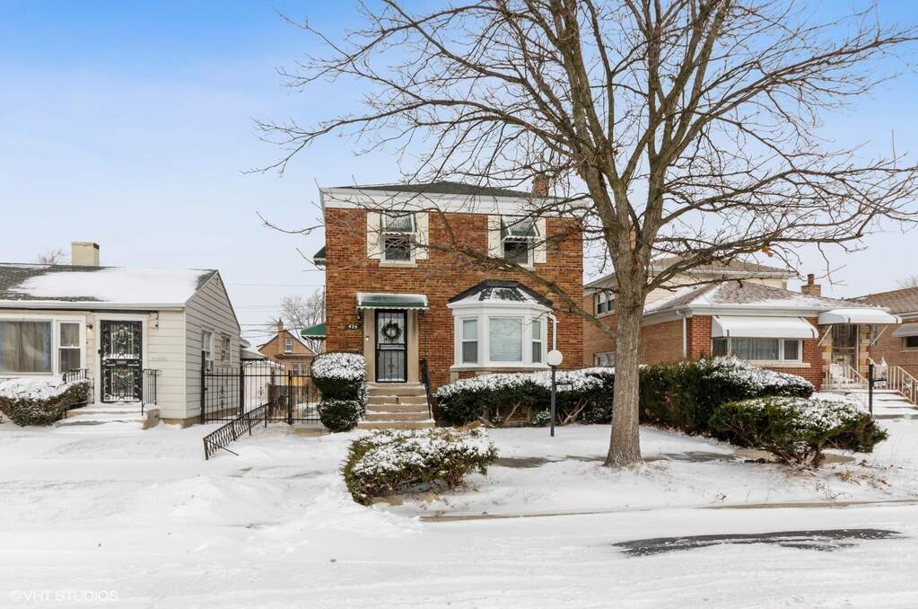 426 W 96th Place, Chicago, IL 60628 | MLS# 11715775 | @properties ...