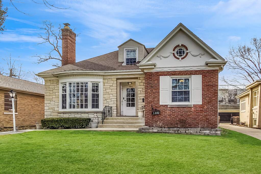 106 Berry Parkway, Park Ridge, IL 60068 | MLS# 11716066 | @properties ...