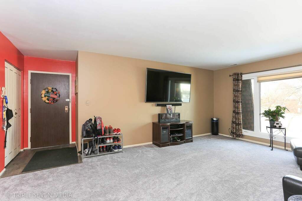 1820 W Surrey Park Lane #2C, Arlington Heights, IL 60005 | MLS ...