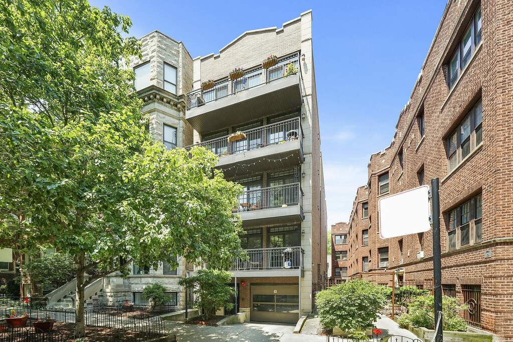 708 W Barry Avenue #4R, Chicago, IL 60657 | MLS# 11723507 | @properties ...