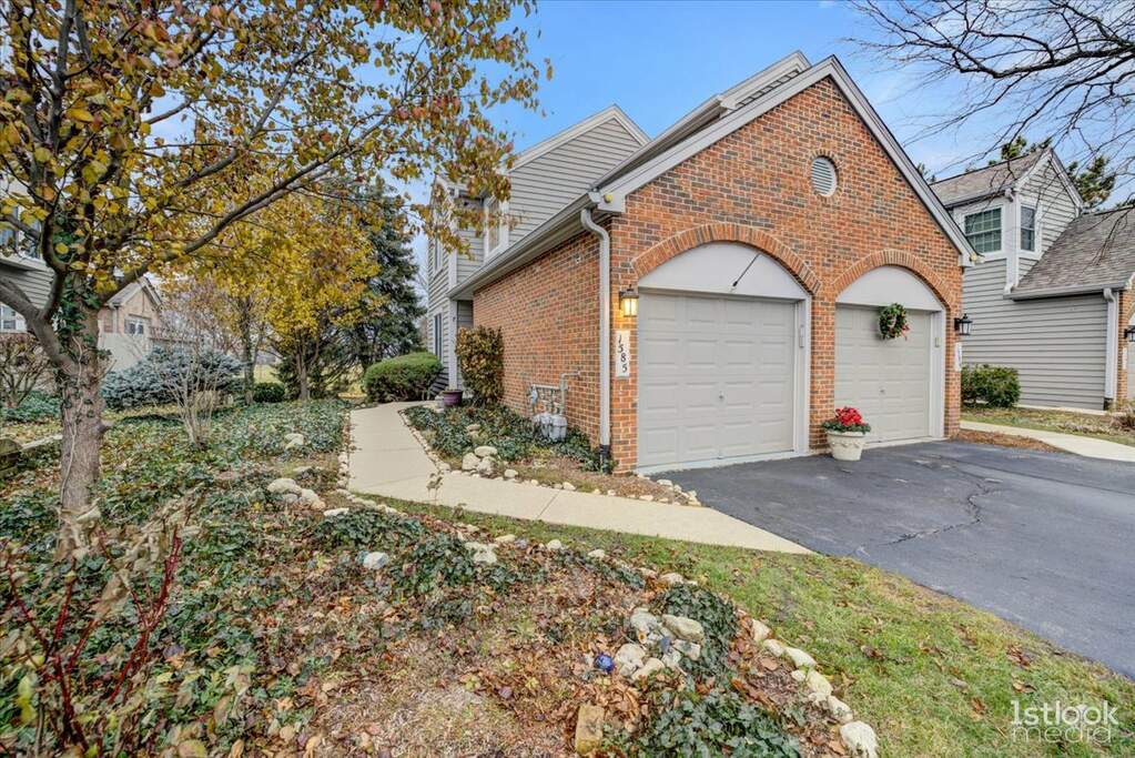 1585 Aberdeen Court, Naperville, IL 60564 | MLS# 11724714 | @properties ...