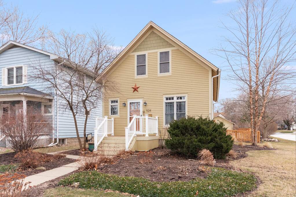524 W Spring Avenue, Naperville, IL 60540 | MLS# 11726945 | @properties ...