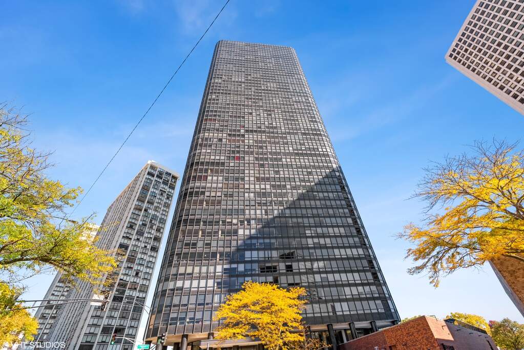 5415 N Sheridan Road #3705, Chicago, IL 60640 | MLS# 11727197 ...